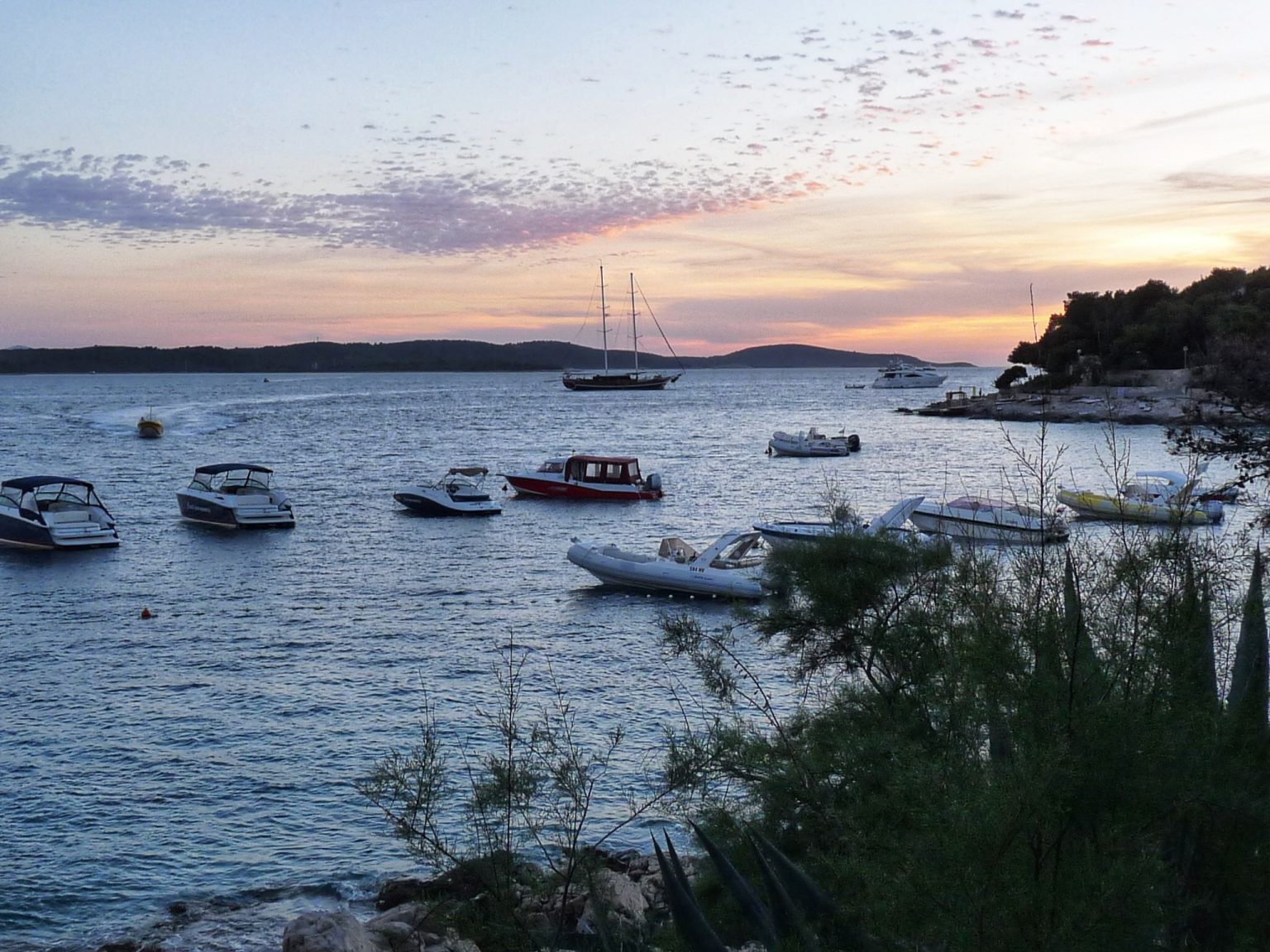 Qué ver en Hvar y las islas croatas más bellas de la costa Dámata ...