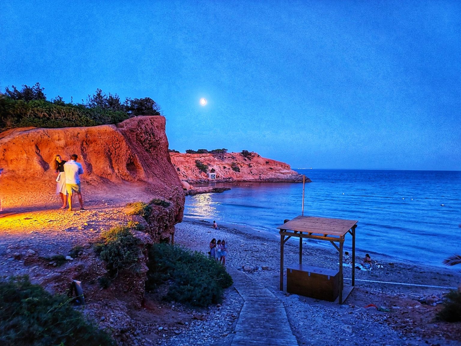 Sa Caleta, un restaurante con vistas solo para tus ojos ...